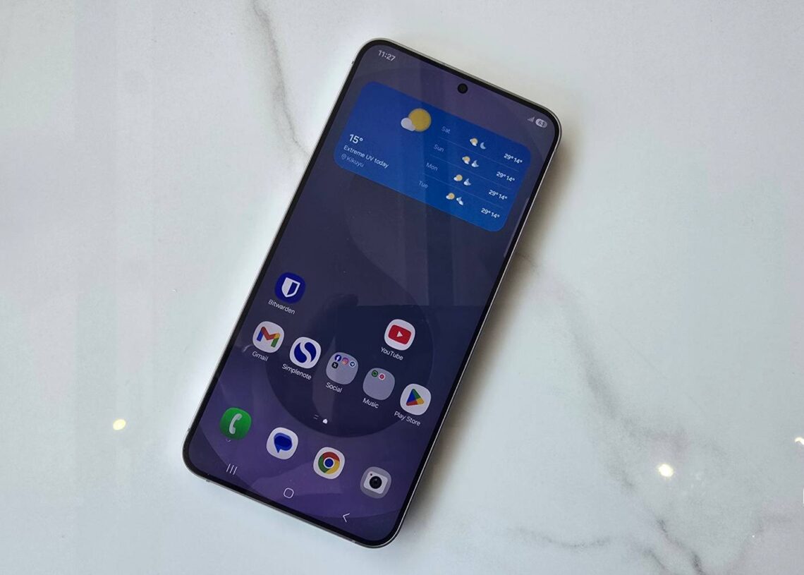 Samsung partners with Safaricom to offer phones for Bonga points